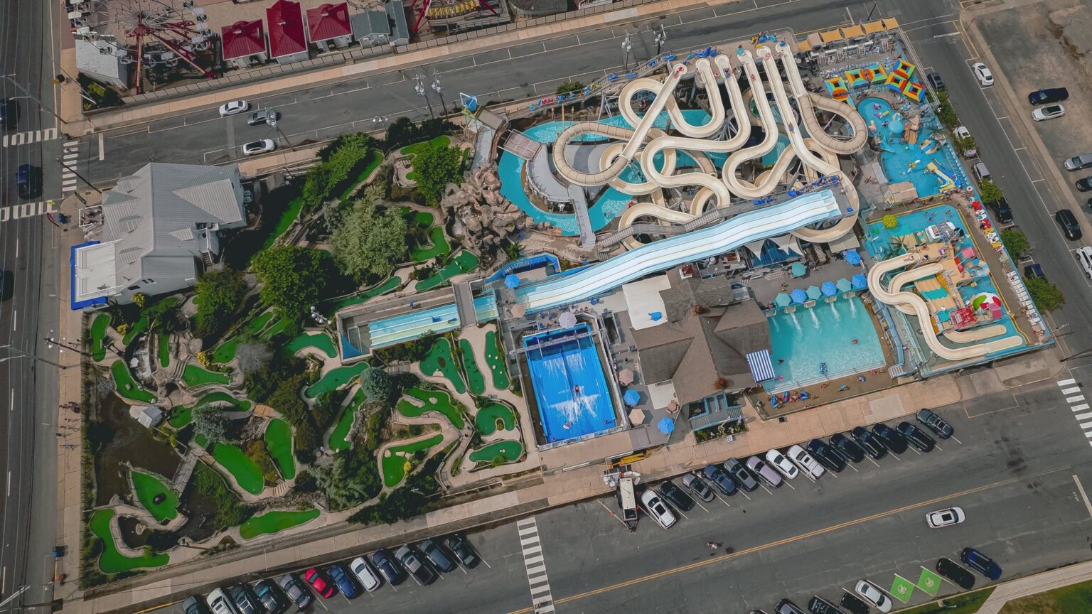 Thundering Surf Waterpark - Explore New Jersey