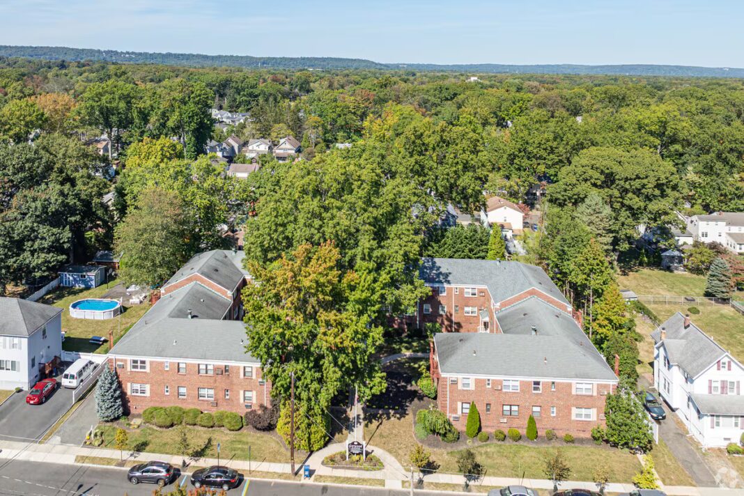 Stephanie Gardens Apartments - Explore New Jersey